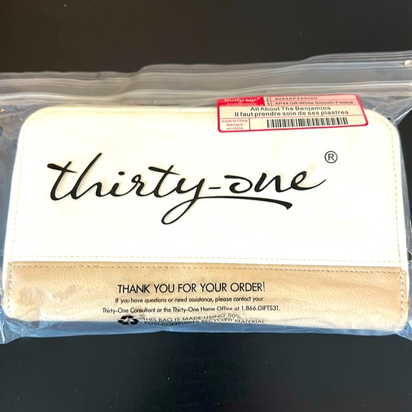 Bags | Thirty One All About The Benjamin Wallet Off White Smooth Pebble | Poshmark